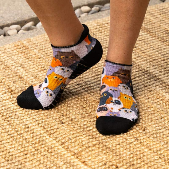 Ankle-High Compression Socks - Cats Pattern | Viasox